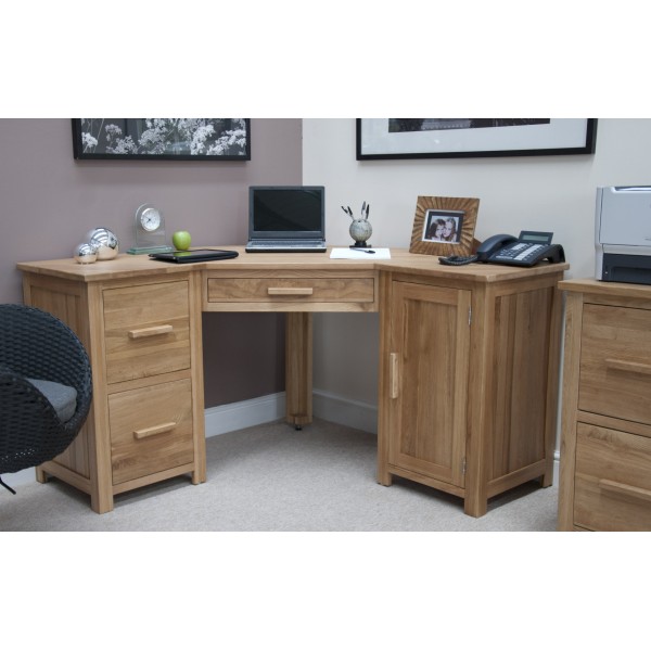 Modern Oak Corner Computer Desk - Stag Oak and Pine